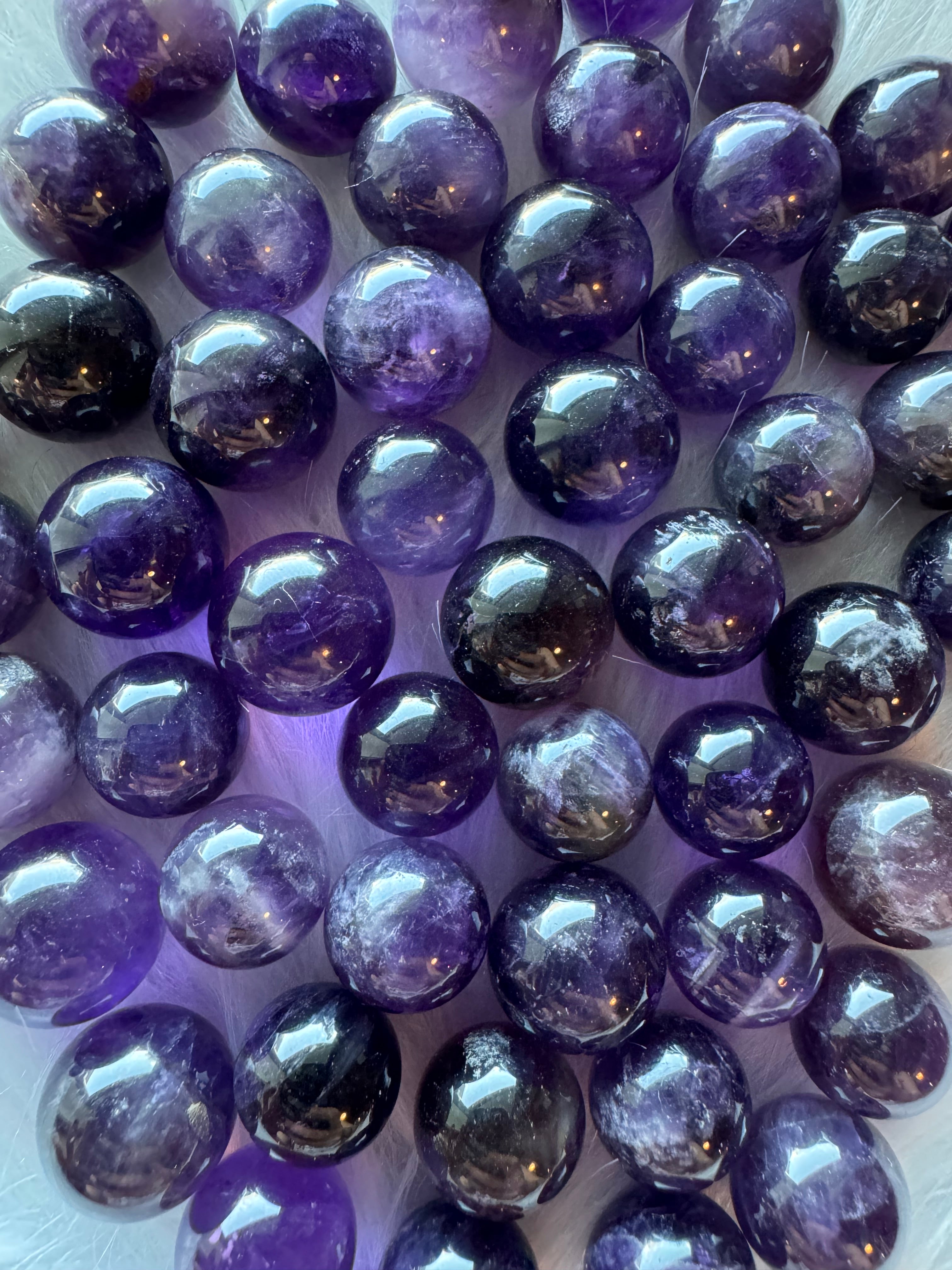 Spheres – Gemini Kitty Crystals